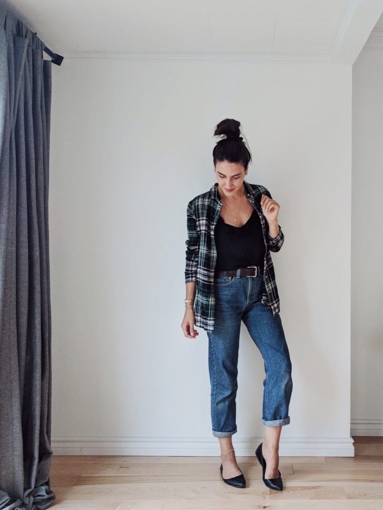 6 ways to wear flannel this fall - PetraAlexandra Blog