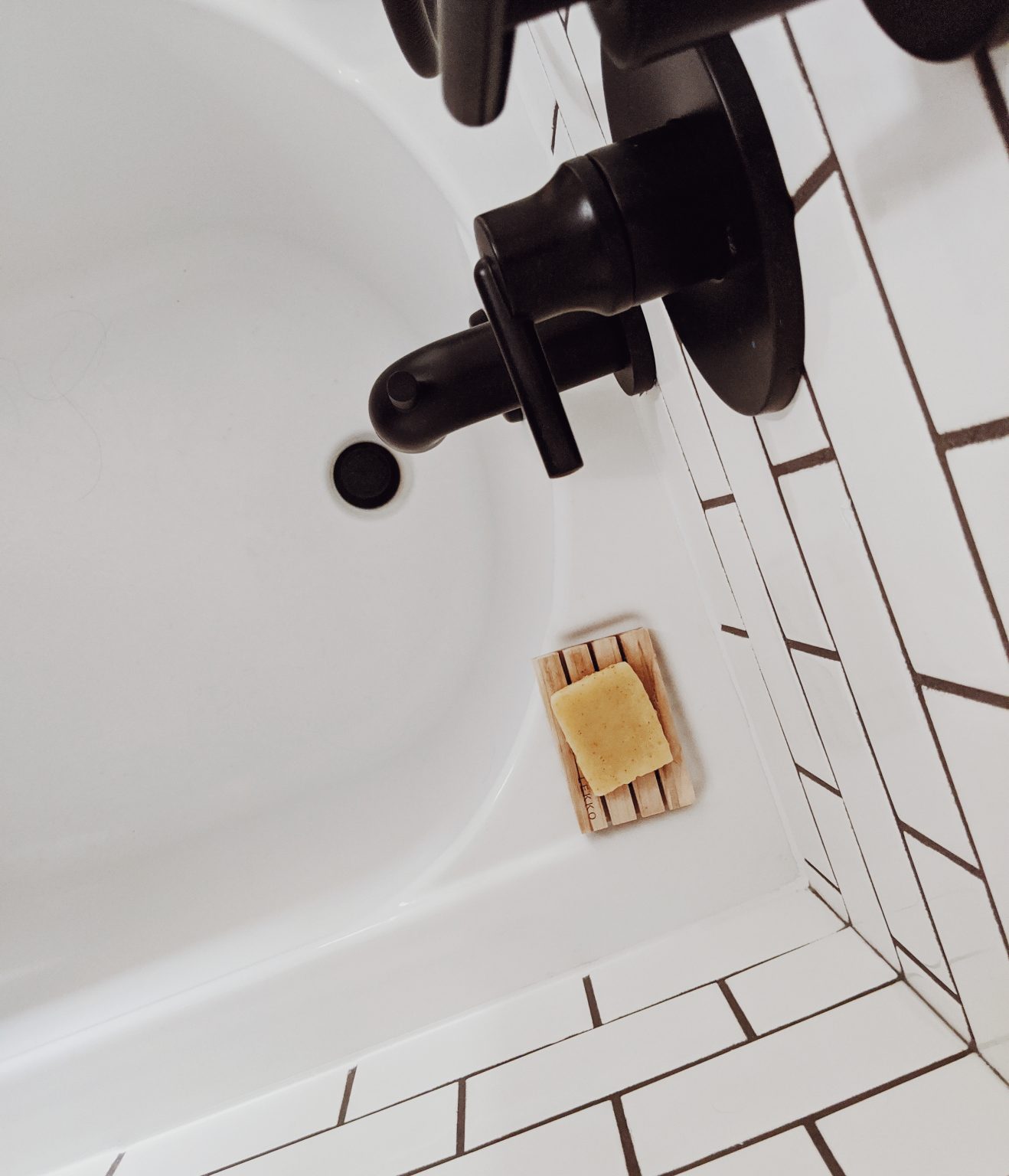 How to make your bathroom zero waste - PetraAlexandra Blog